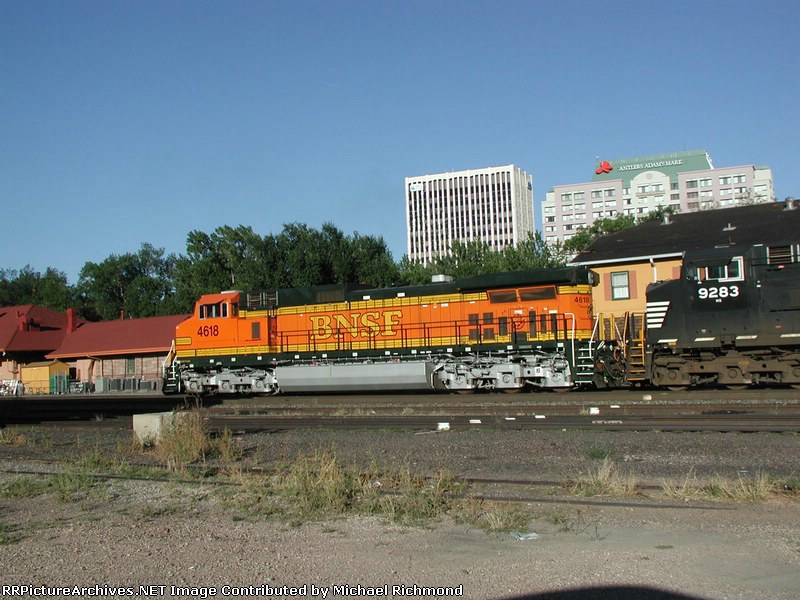 BNSF 4618